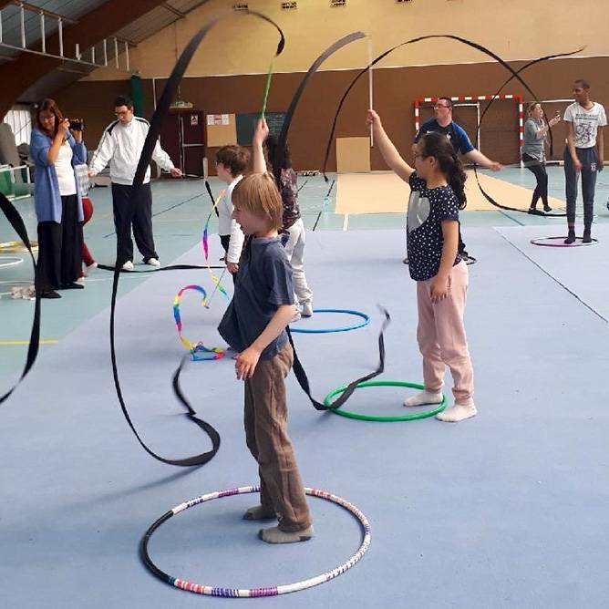 Des cours de handigym, un projet collaborateur soutenu par la Fondation ...